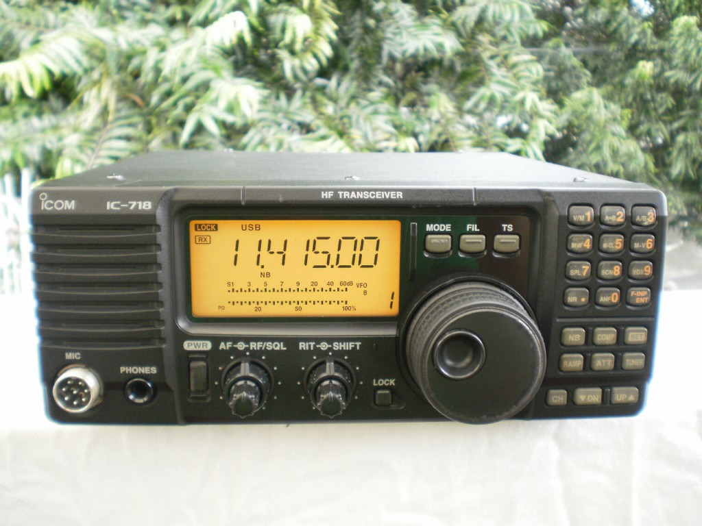 dbest-radio: ICOM IC-718 terjual